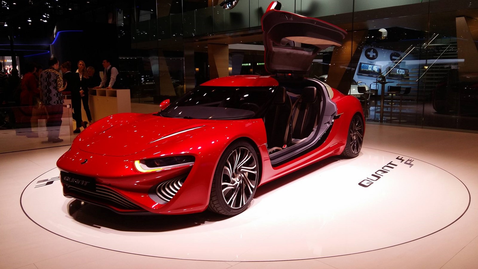 Genève 2016 : les électrisantes Quant FE et Quantino