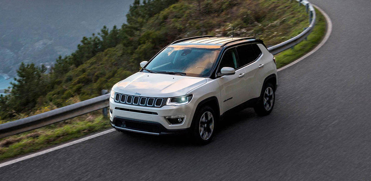 Nouveau Jeep Compass «Made in Melfi» : les versions Diesel arrivent ...